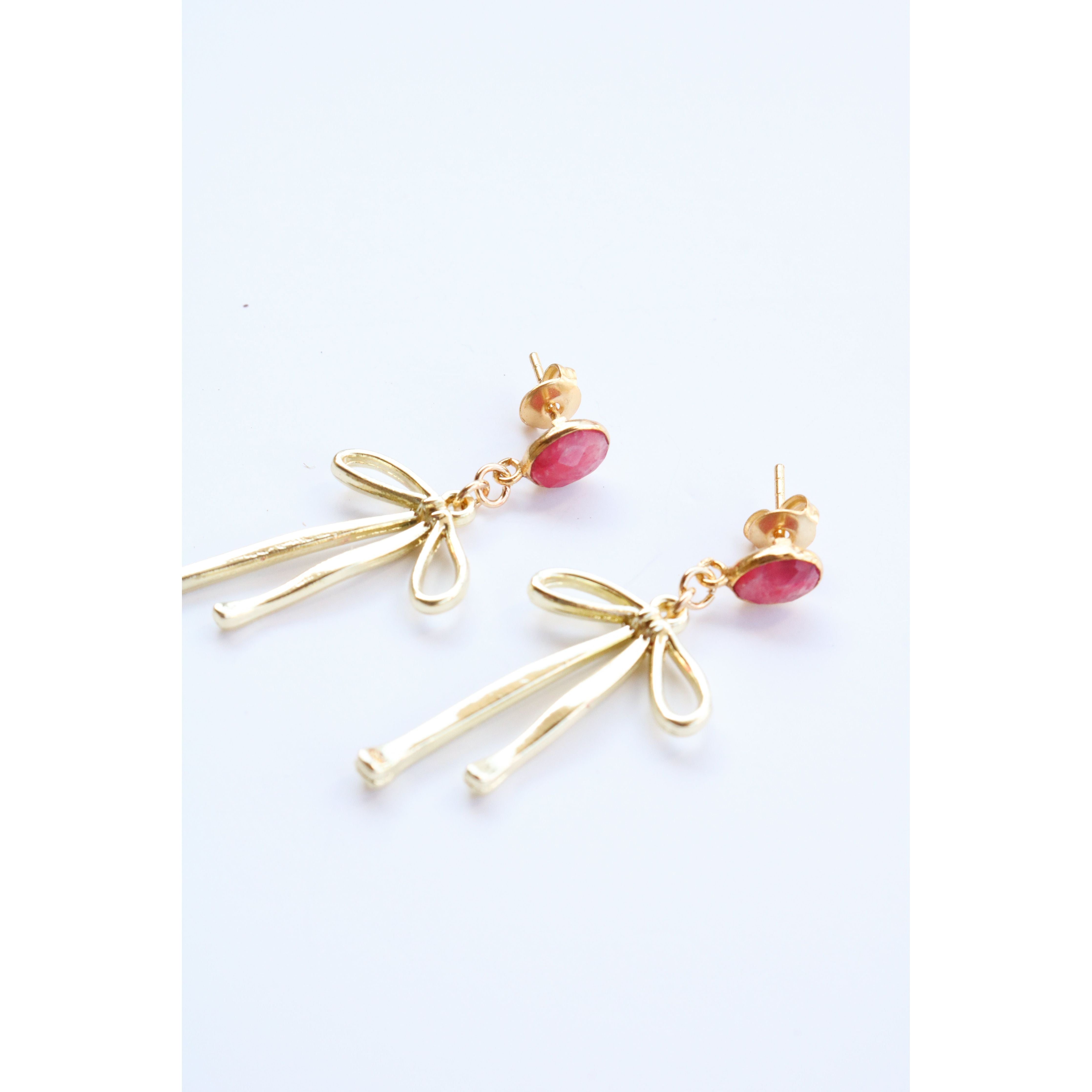 Ruby Bow Earring – shoptaylorreese